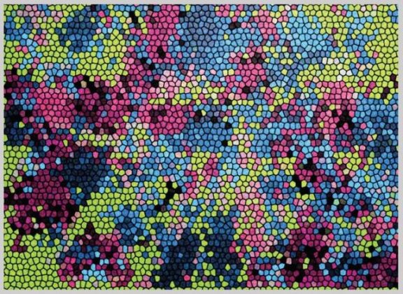 Devitrification demystified: Scientists show how glass crystallizes in ...